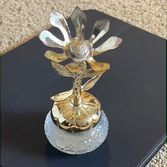 Avon | Bath | Vintage Avon Flower Cream Sachet Jar | Poshmark